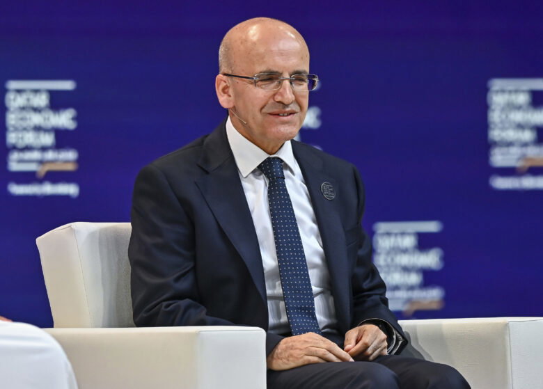 Ministre turc des Finances, Şimşek, prévoit une nouvelle baisse de l ...