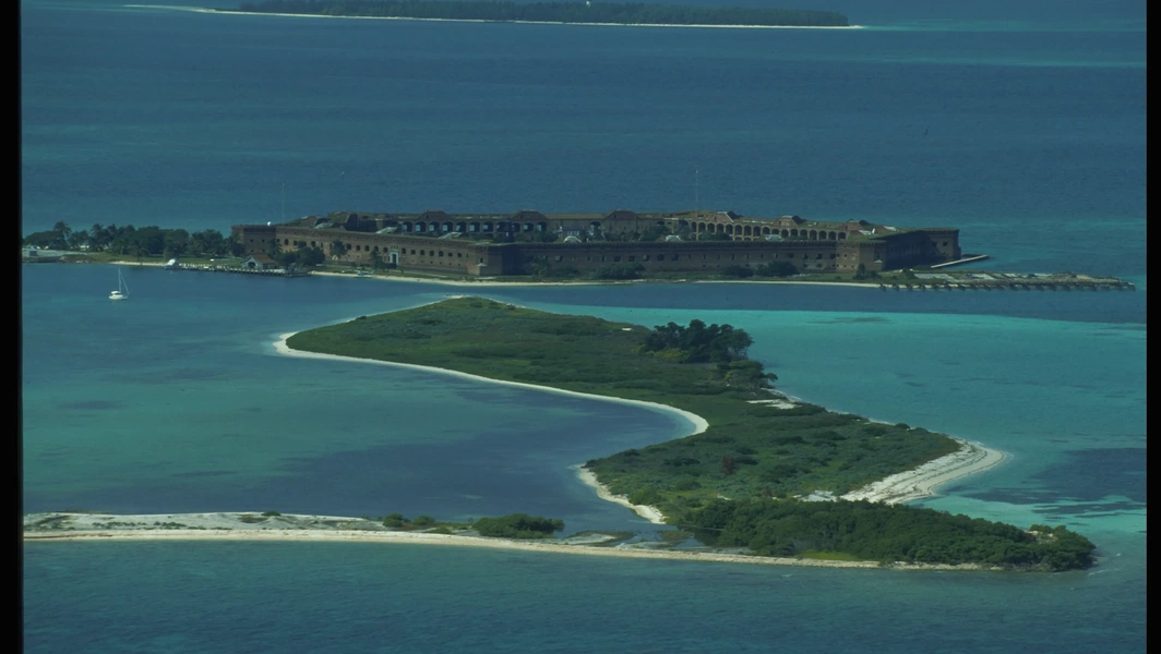 14 stunning snorkeling spots across Florida