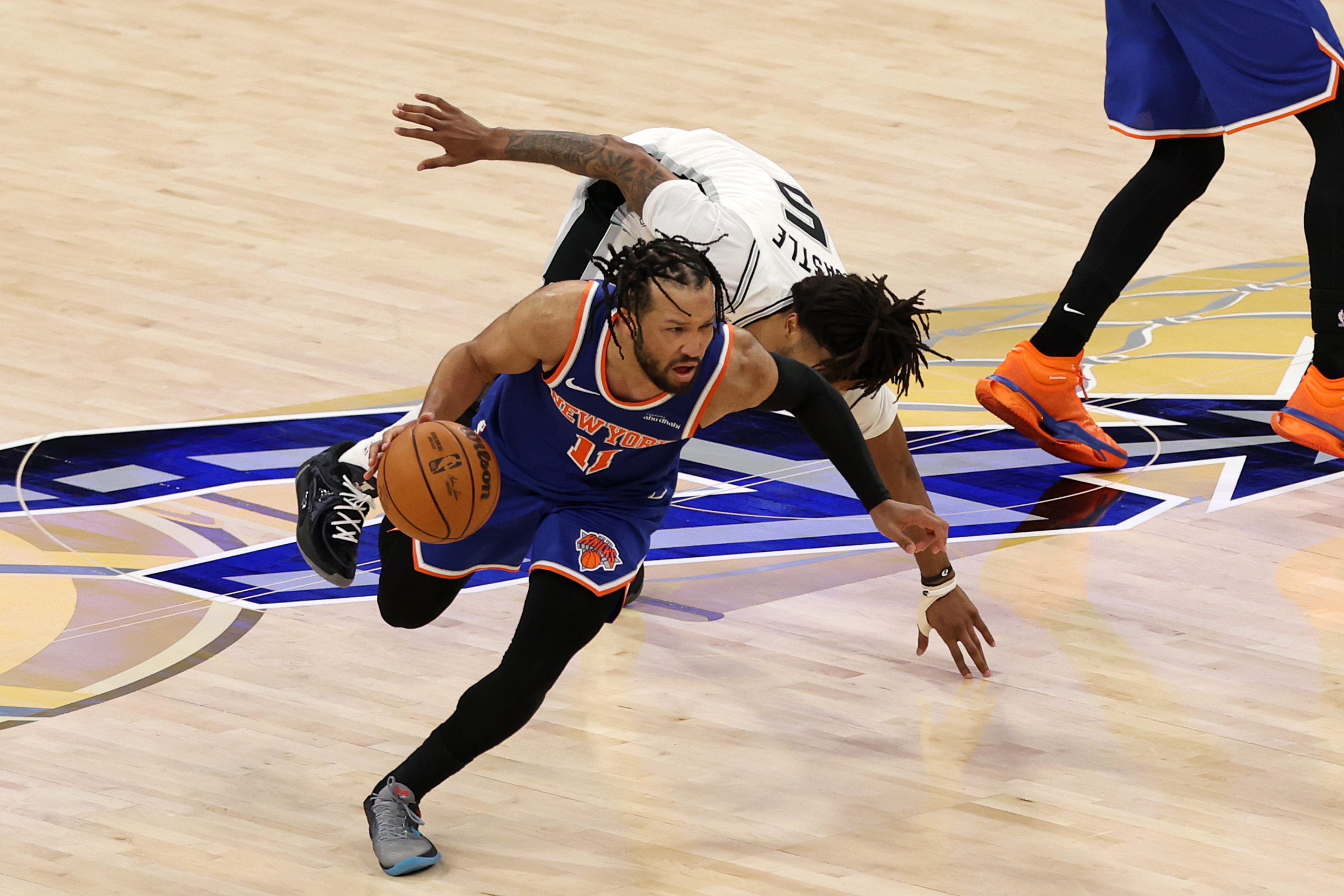 Knicks vs Spurs prediction. Who will win Game 5 of NBA Finals?