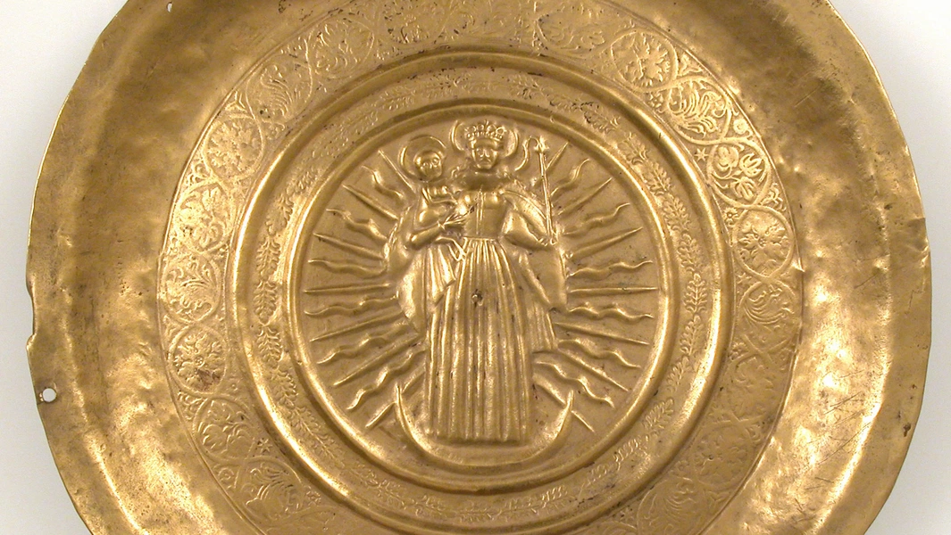 4 valuable trinket trays worth spotting