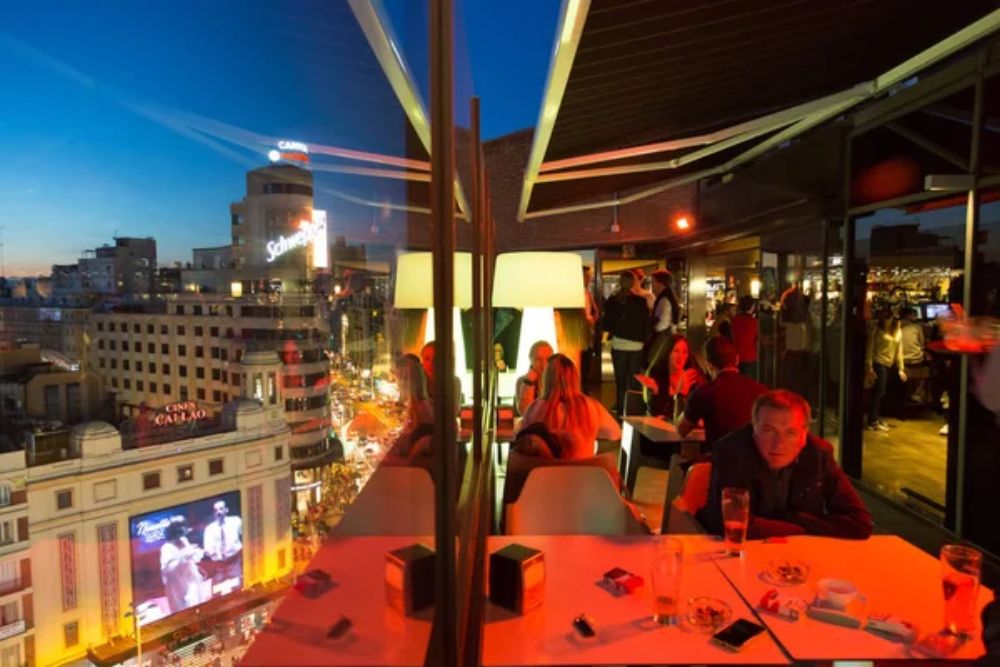 19 rooftop bars with breathtaking views of ancient cities