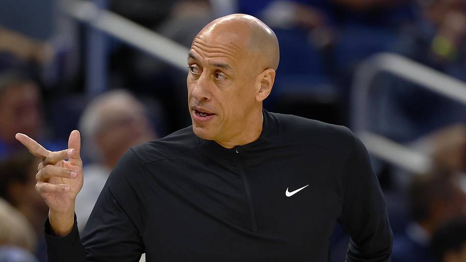 This is a make or break season for Doug Christie with the Kings