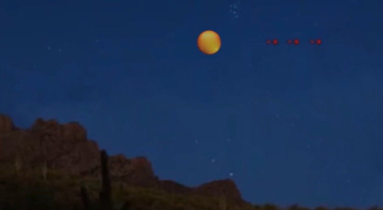 Sfere luminose nei cieli USA, il Pentagono pubblica nuovi video che ...