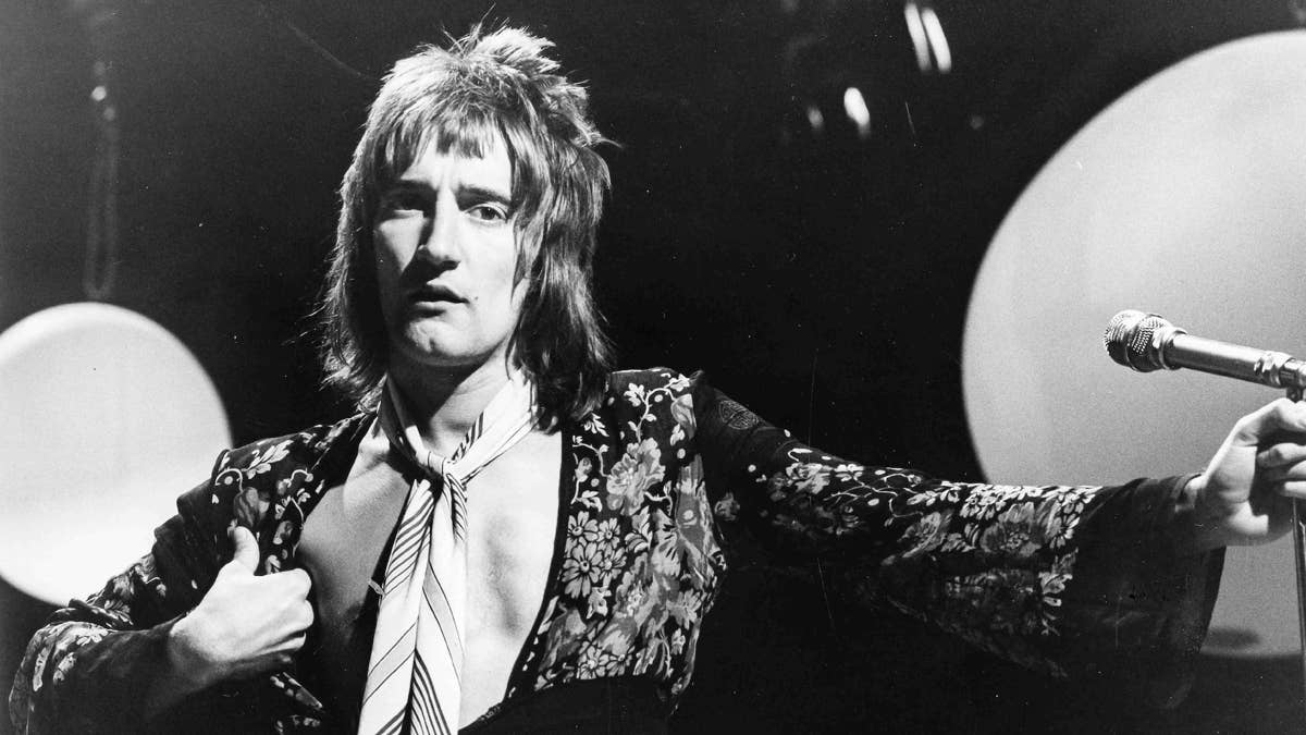 Rod Stewart cancels third show due to laryngitis and health issues
