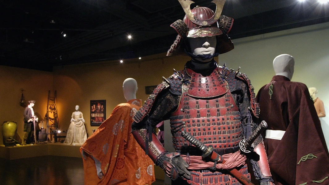 15 remarkably heavy costumes and outfits
