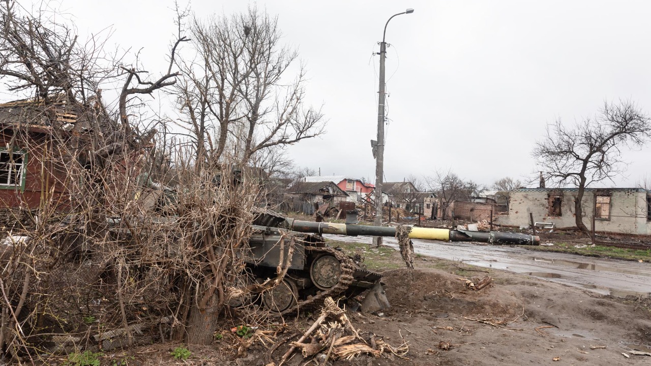 Thursday’s tornadoes left 101 flooded basements and 673 downed traffic ...