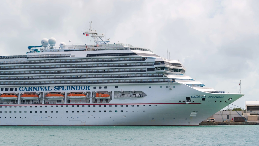 Cruise dress codes and cultural etiquette