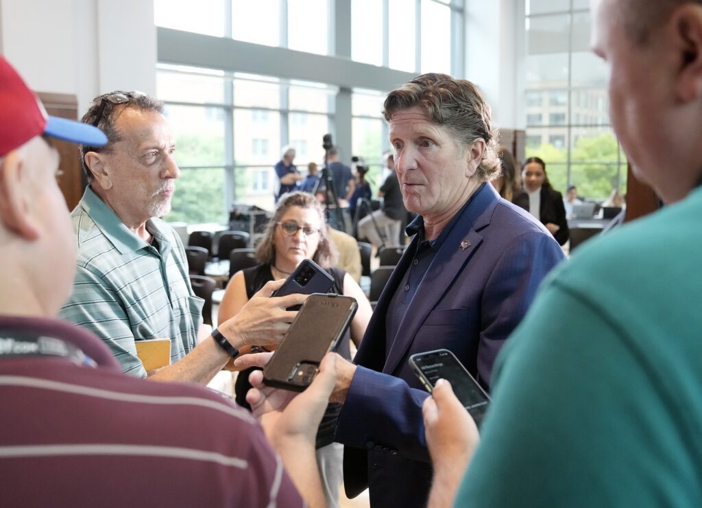 Mike Babcock reflects on controversial Blue Jackets exit three years later
