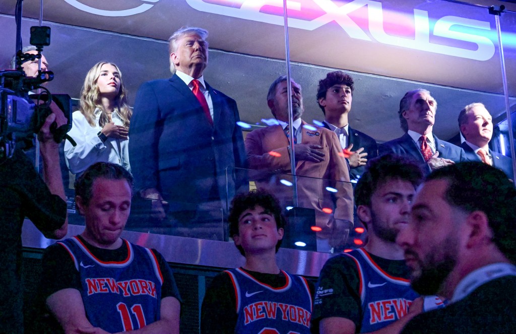 Mexican official quits job after fury over his pricey seats during NBA ...