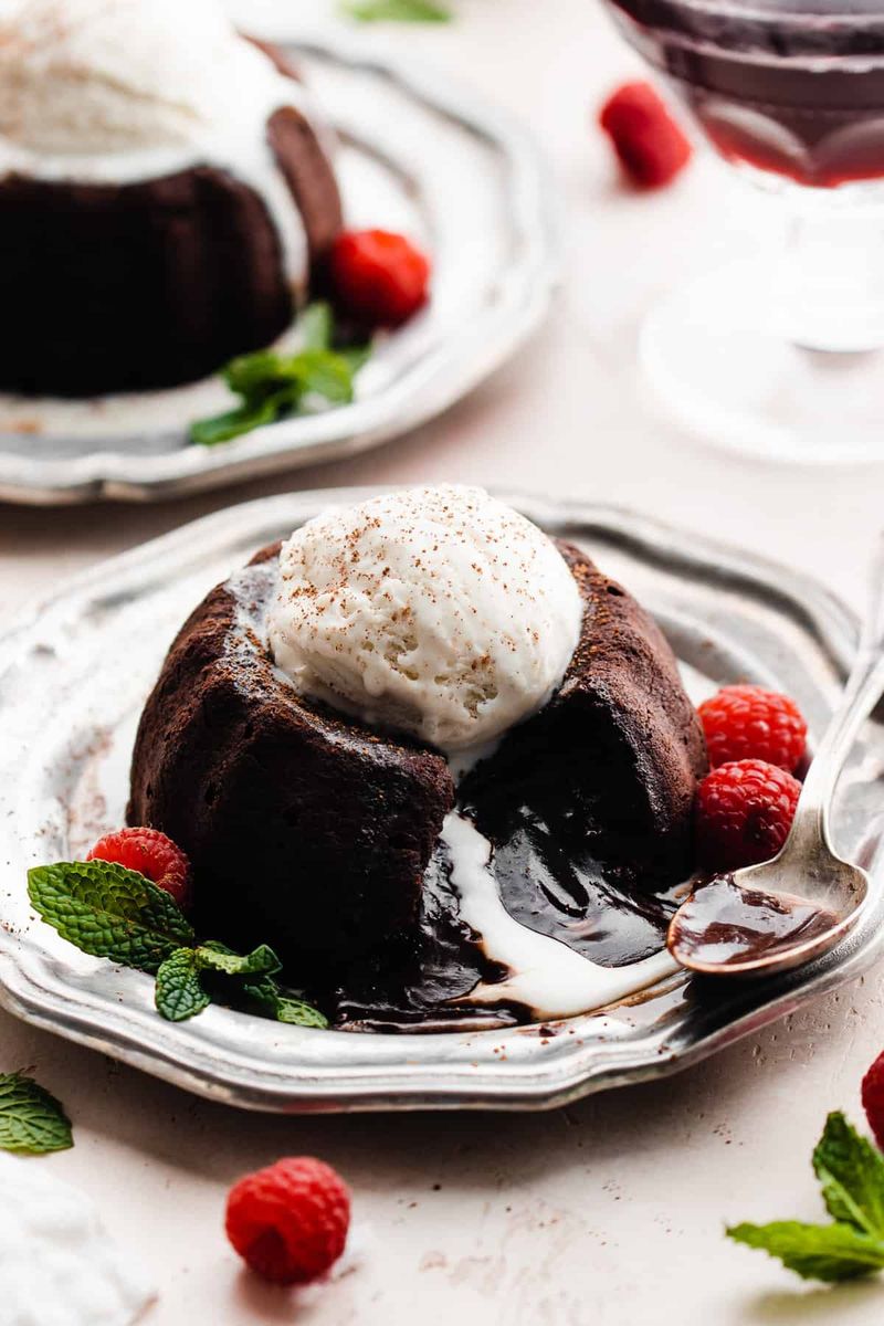 17 chocolate desserts that have a special place in our hearts