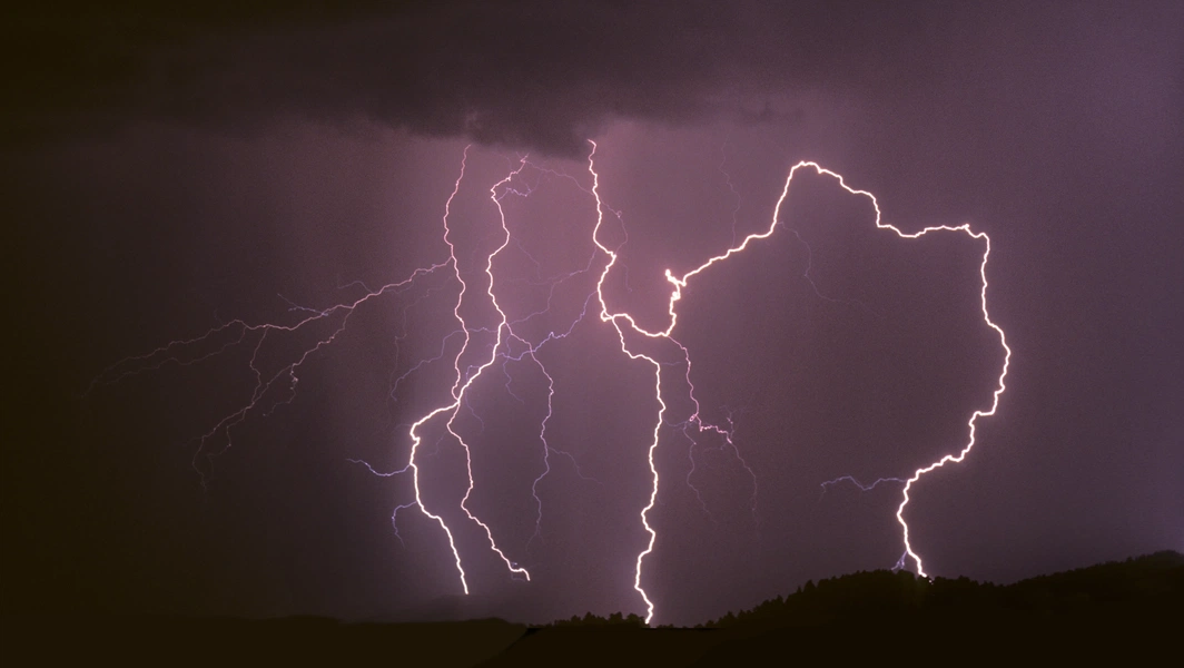 Conflicting lightning strike counts from NWS and NASA persist