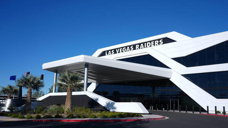 Summer habits dictate Raiders training camp roster decisions