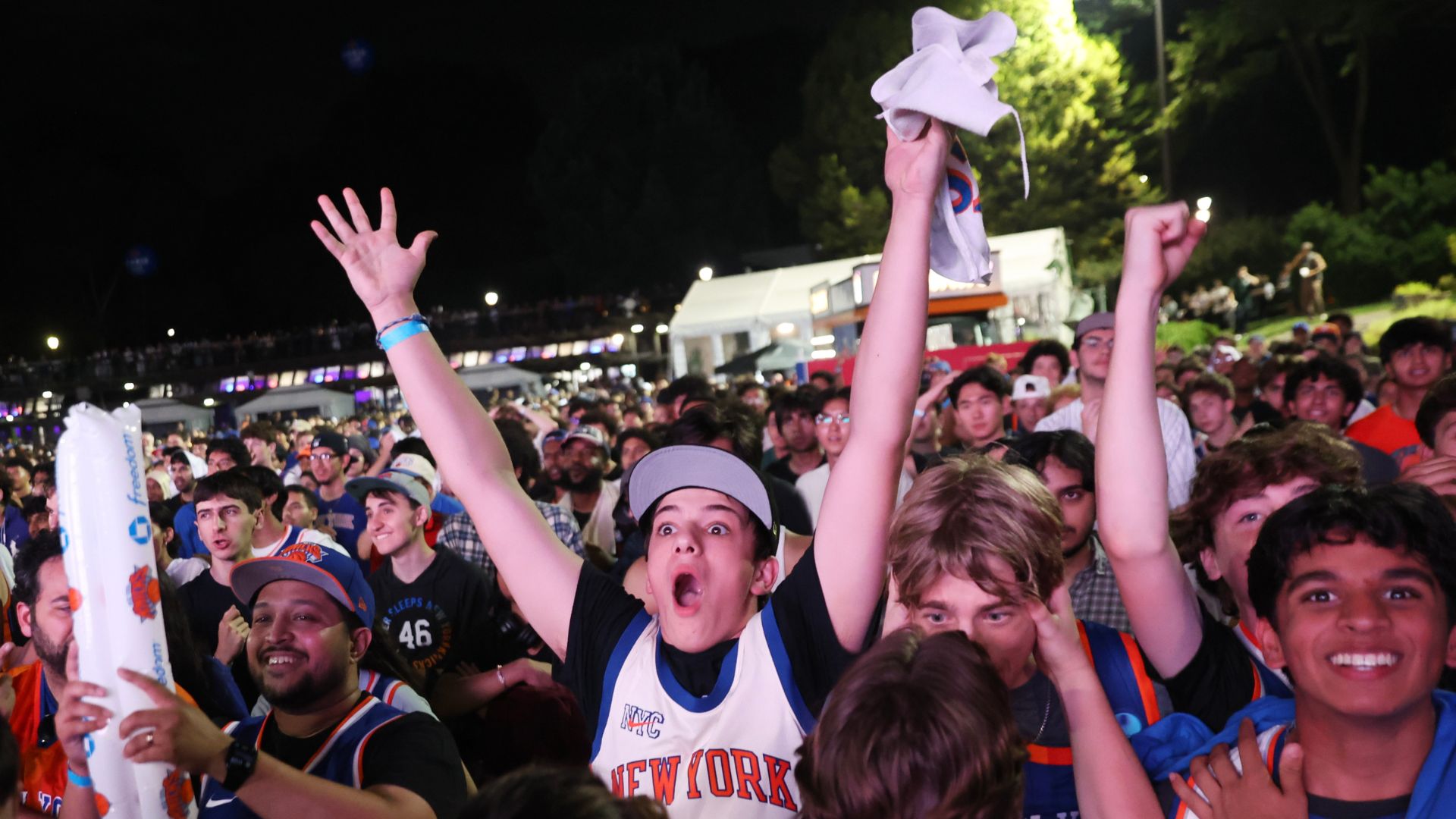 Knicks Game 5: Madison Square Garden watch party is on