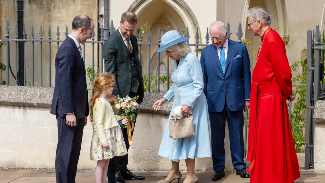 Princess Lilibet's curtsy and royal etiquette traditions