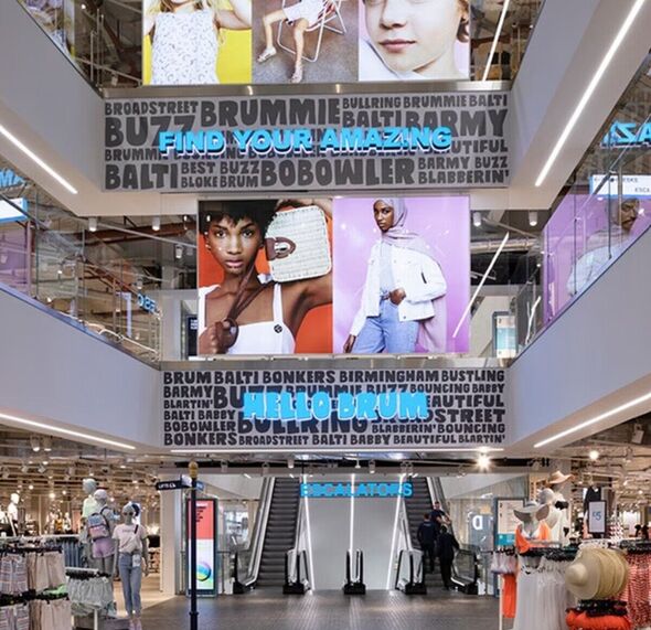 World's largest Primark is in the UK - has 5 floors and world's biggest ...