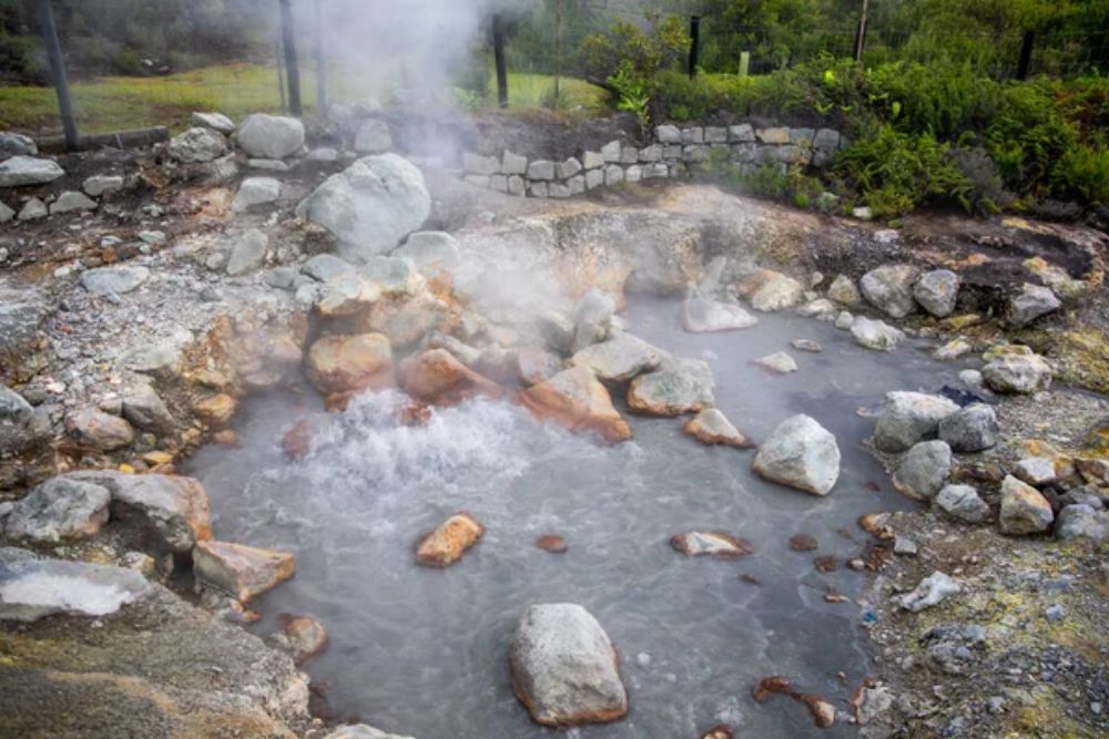 20 thermal springs in remote locations