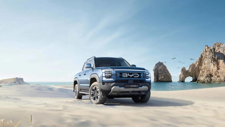 BYD's 1.5L hybrid truck just beat America's full-size trucks in a drag race
