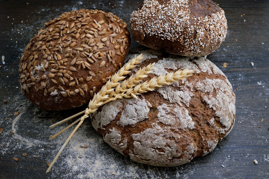 The gluten expectation: How a sham-controlled study revealed the ...
