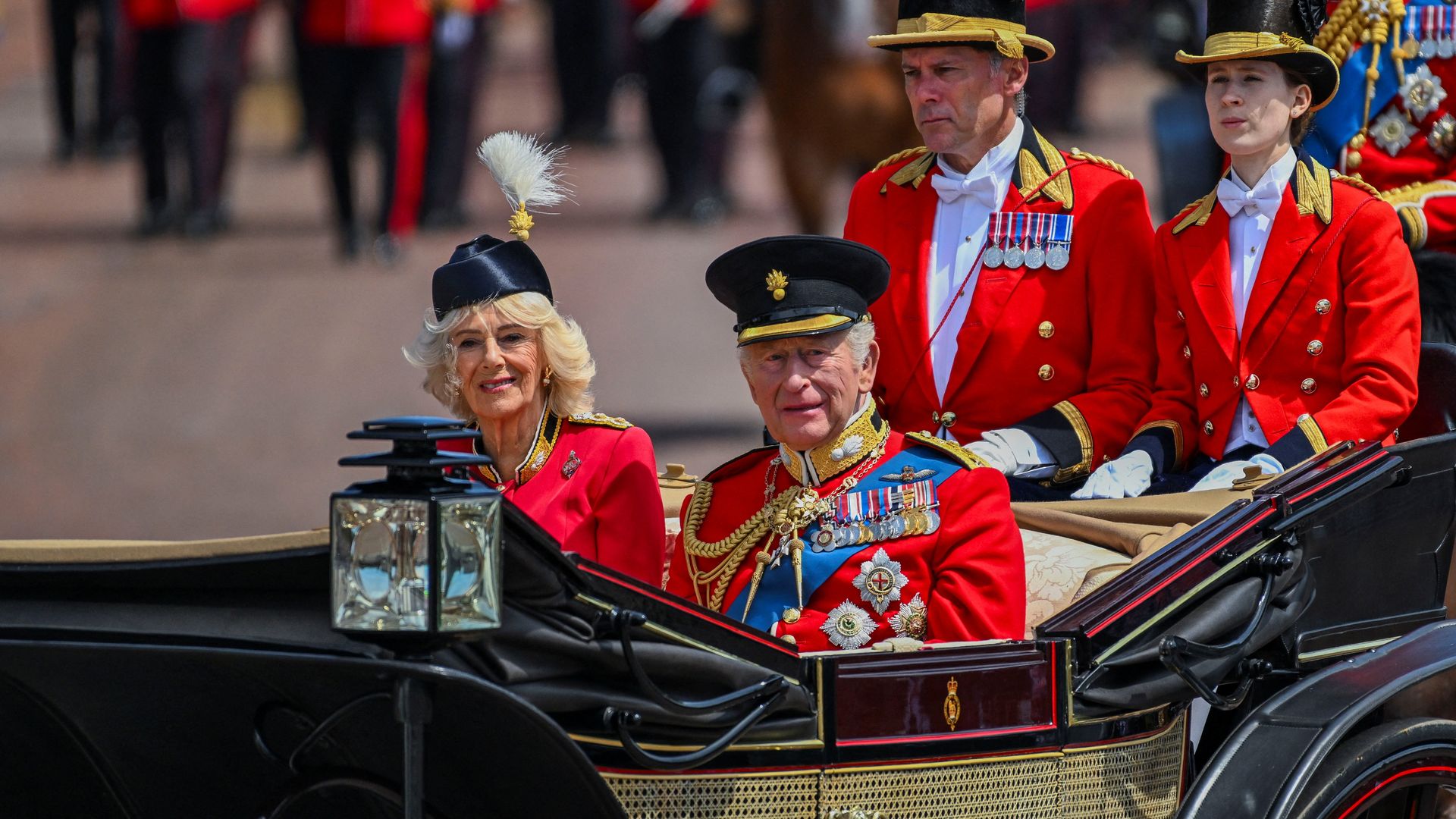 König Charles: »Trooping the Colour« in London - so liefen die ...