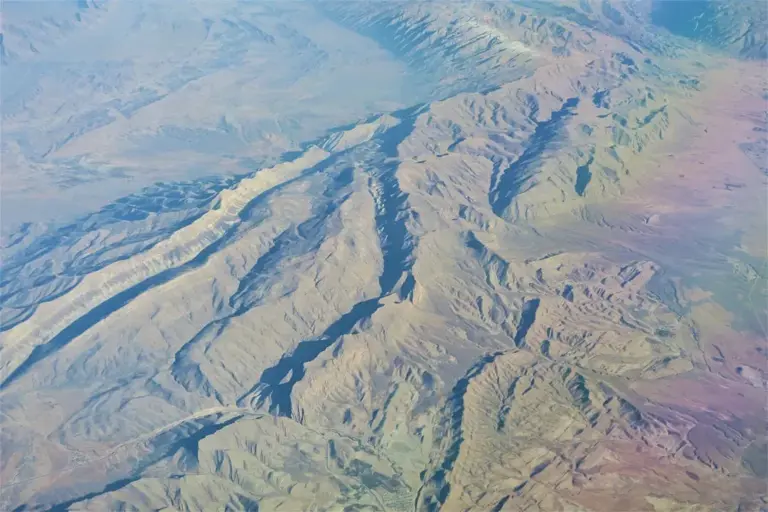 If you live near one of these 5 fault lines, here's what you need to know