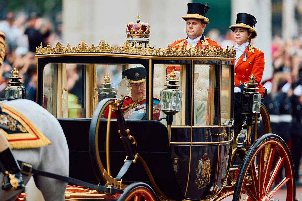 The subtle changes between Trooping the Colour under Queen Elizabeth II ...