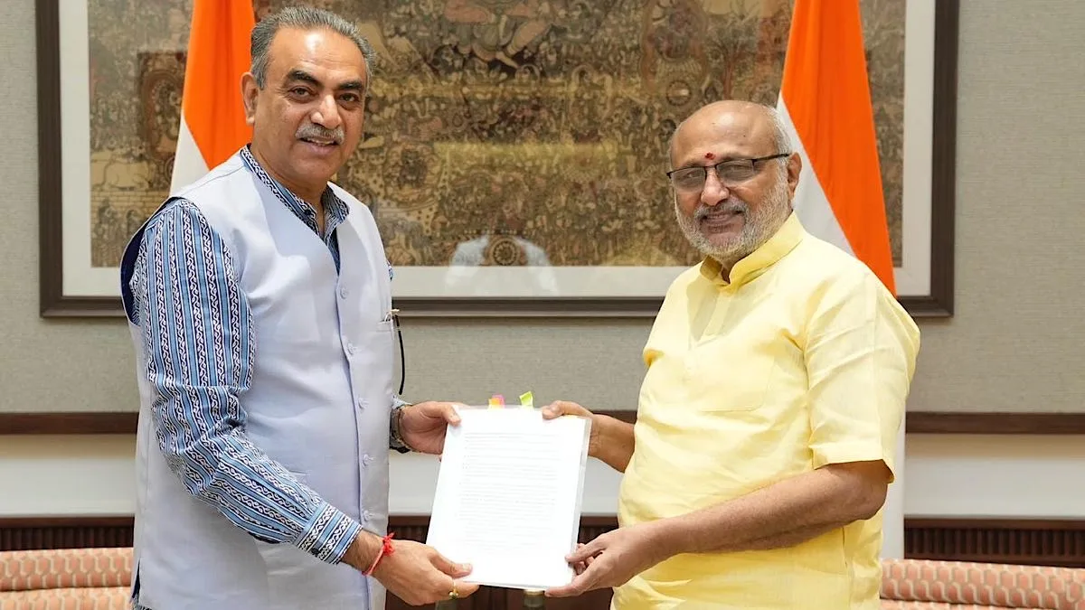 Senior BJP leader Sanjay Tandon meets Vice President CP Radhakrishnan ...