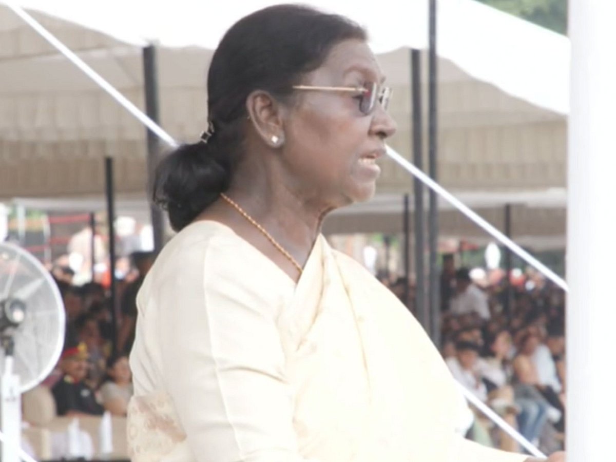 President Murmu reviews IMA passing out parade; first batch of nine ...
