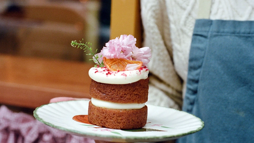 Carrot cakes praised by chef Kareem Queeman