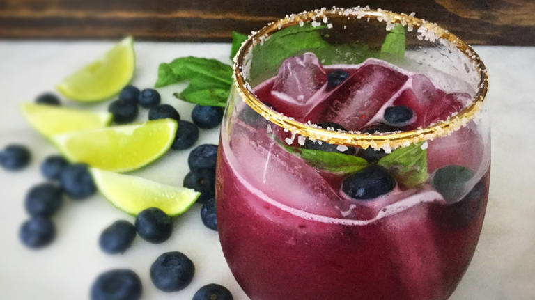 The easy way to make a blueberry margarita from any classic recipe
