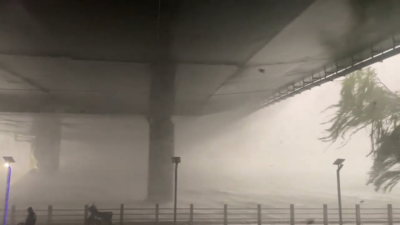 Storm strikes riverside in Shijiazhuang!