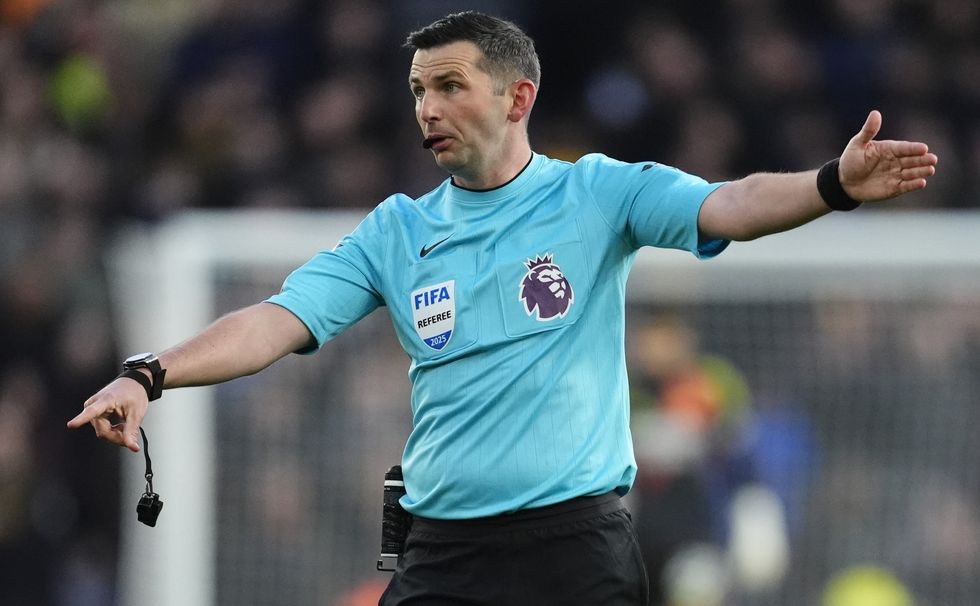 Premier League referee Michael Oliver forced to withdraw from ...