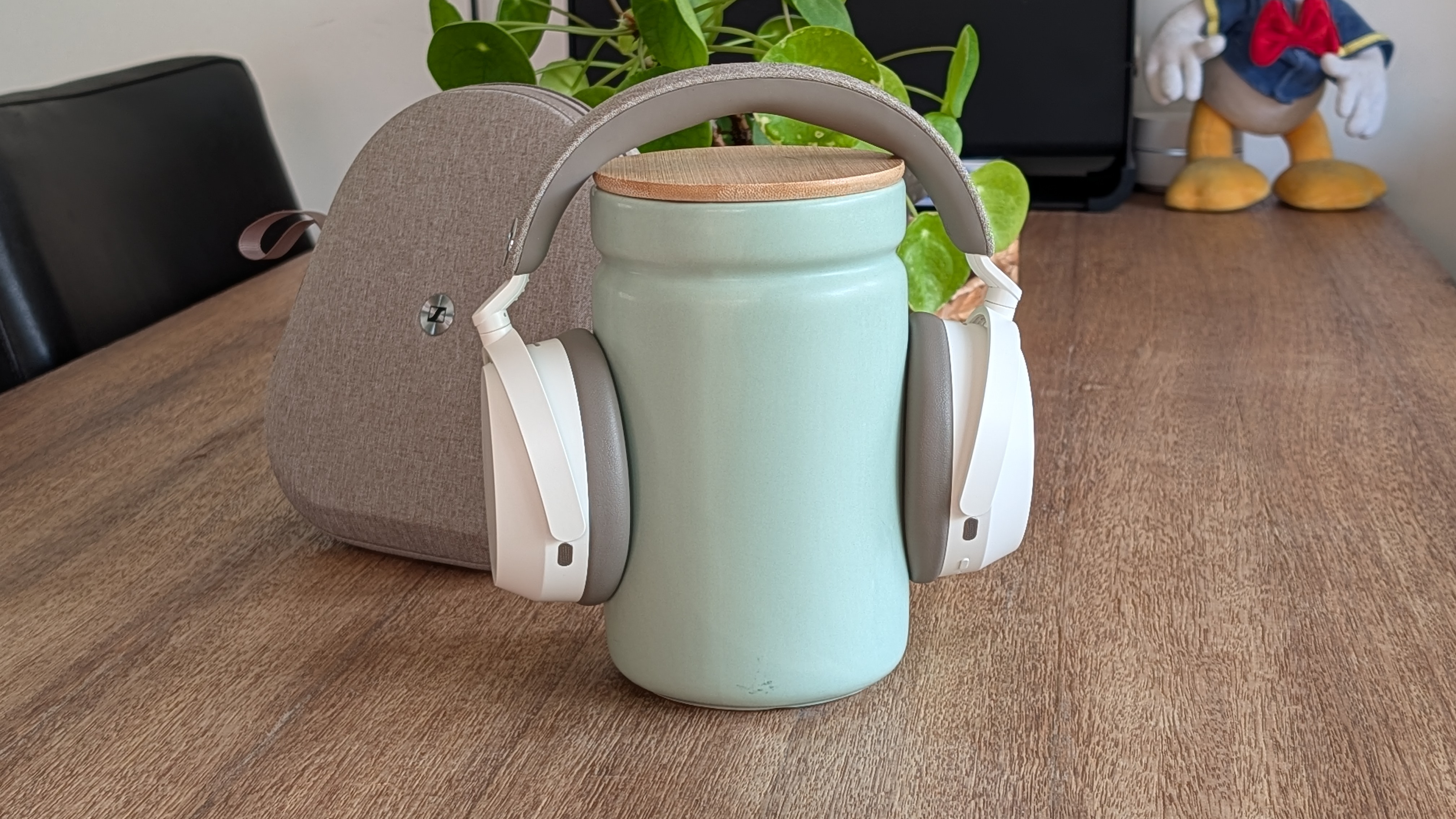 Sennheiser Momentum 5 Wireless review – strak op het hoofd, strak in ...