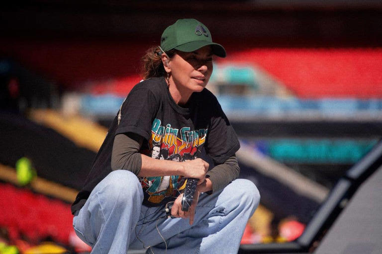 Shania Twain's voice: 'Very scary' reason she didn't perform for 10 ...