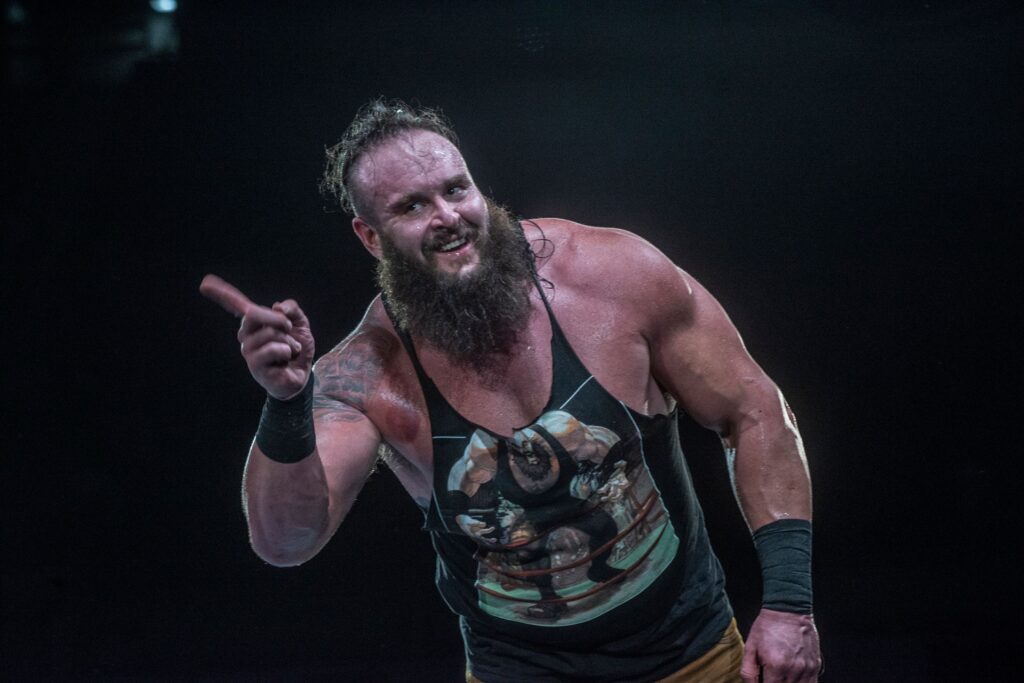 Braun Strowman’s tribute to Mark Henry: “A father figure in my life”