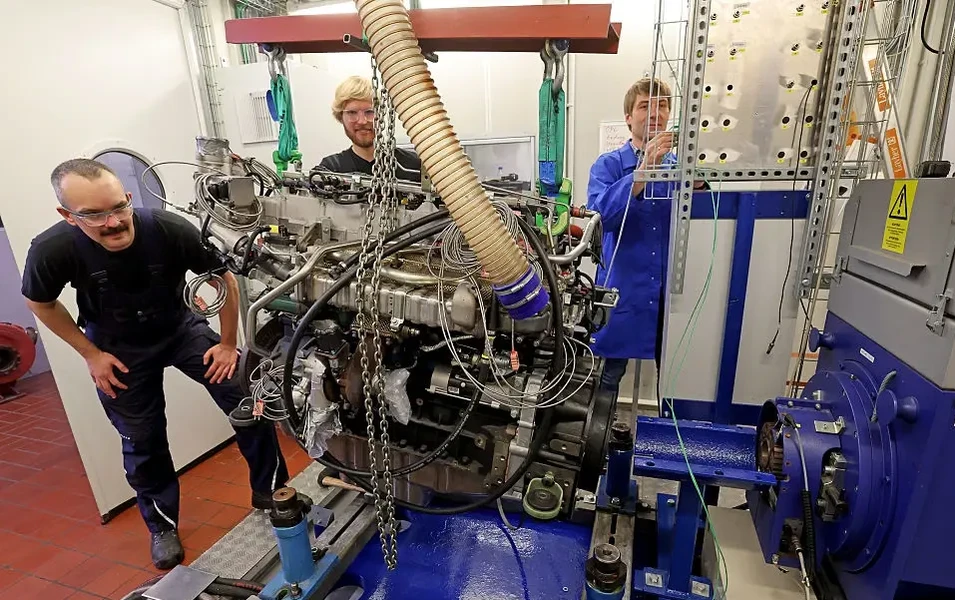 Spain tests world’s first large-scale 100% hydrogen engine