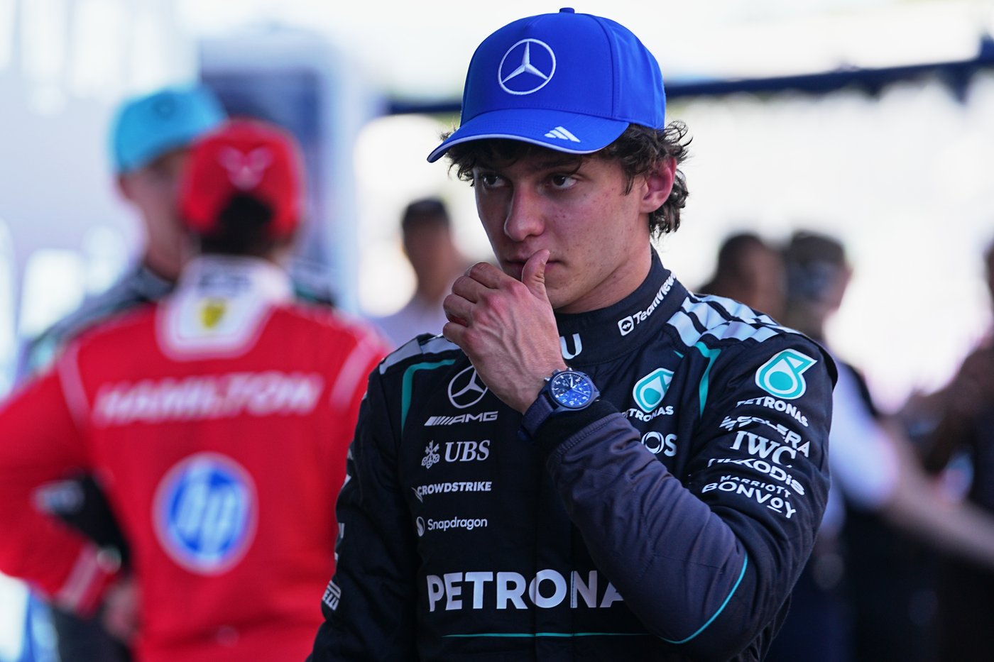 Russell takes pole at Barcelona GP with F1 leader Antonelli third ...