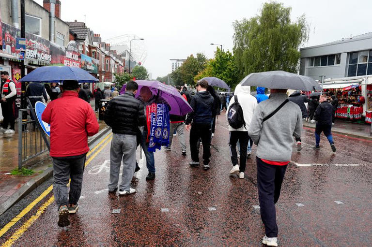 Greater Manchester set for 'warm but unsettled' week ahead as ...