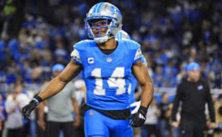 Amon-Ra St. Brown fires back at NFC North rivals while proving he ...