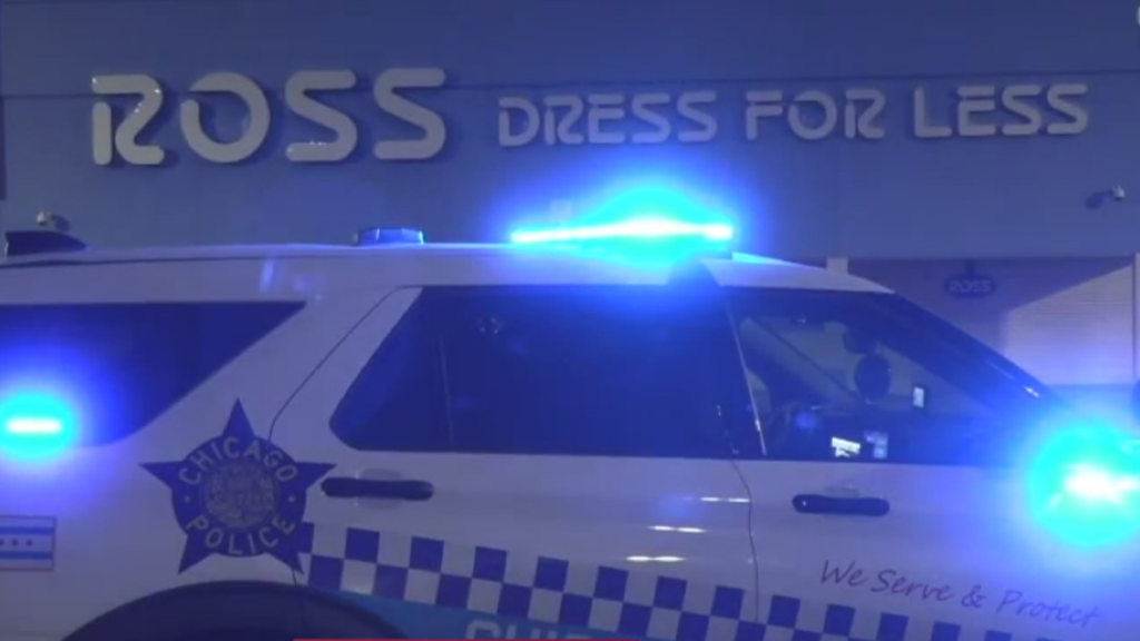 Man shot, critically injured outside Ford City Mall