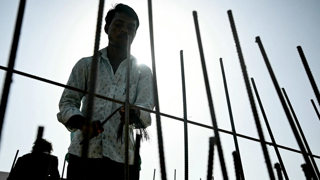 Extreme heat threatens billions in India's economic output