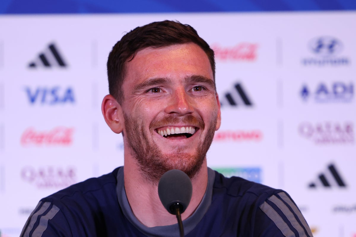 Scotland build up to opening game, England investigate camp theft