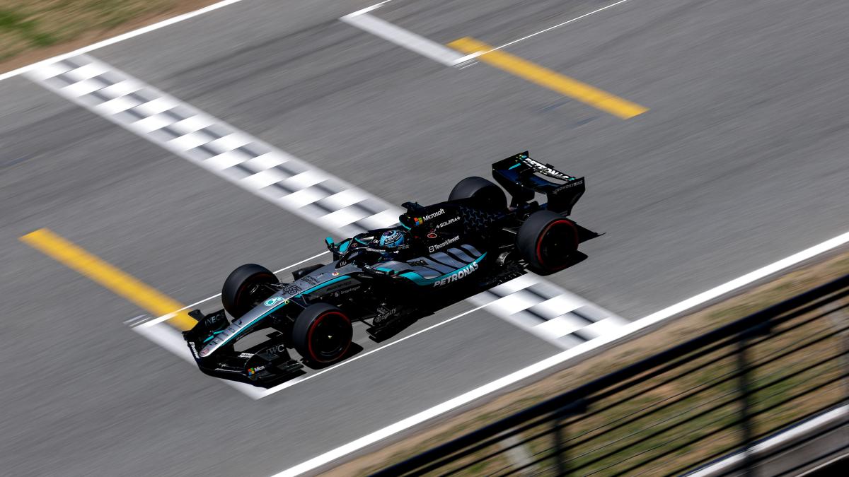 George Russell se queda con la 'pole' en Barcelona; 'Checo' Pérez ...
