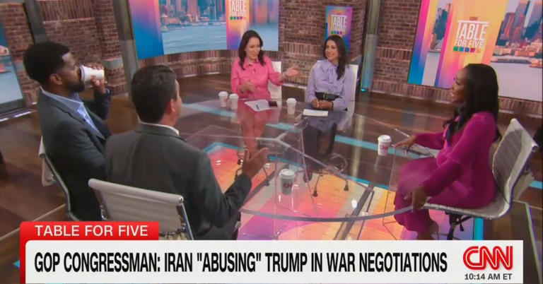 That's not America first! CNN table falls into chaos over conservative ...