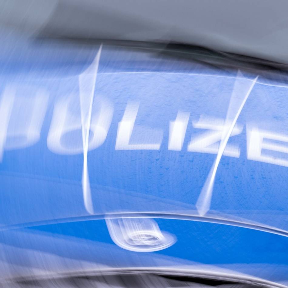 Vater, Mutter und Kind sterben bei Autounfall in Oberbayern