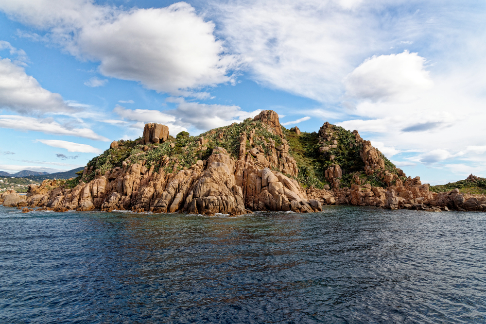 14 small inhabited islands that welcome visitors