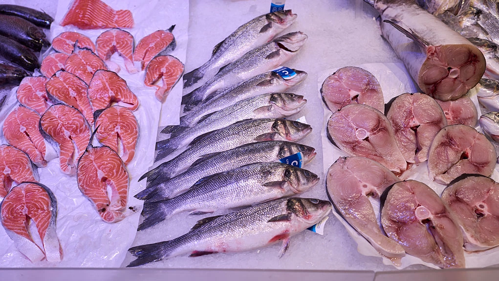 12 foods to avoid on cruises