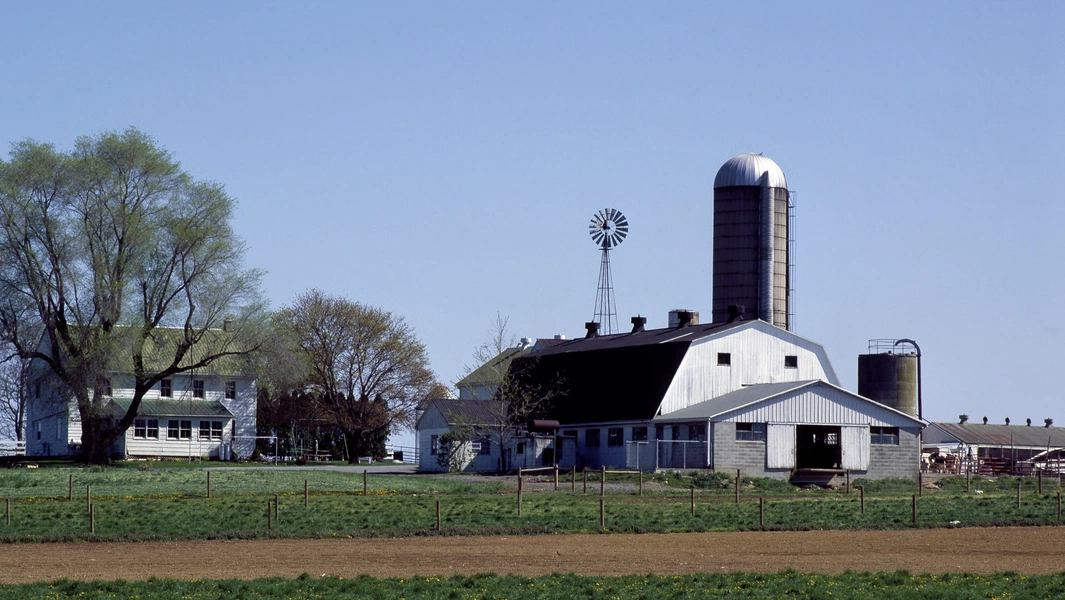 Amish country destinations and traditions across the US