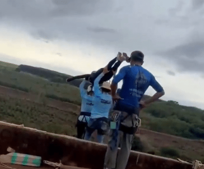 Instrutores que lançaram jovem de ponte em salto de rope jump não ...
