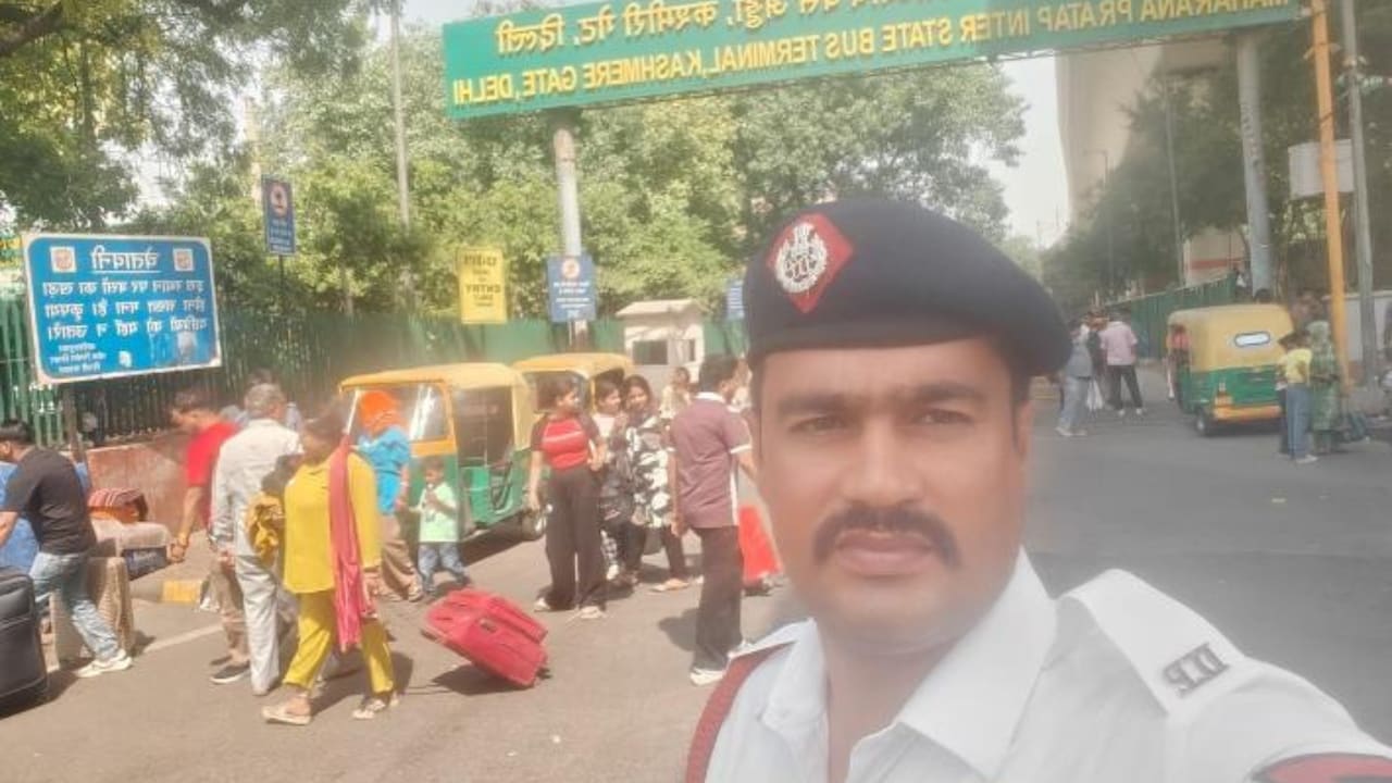 Delhi cop rammed by speeding scooter, then run over by mini truck. Dies