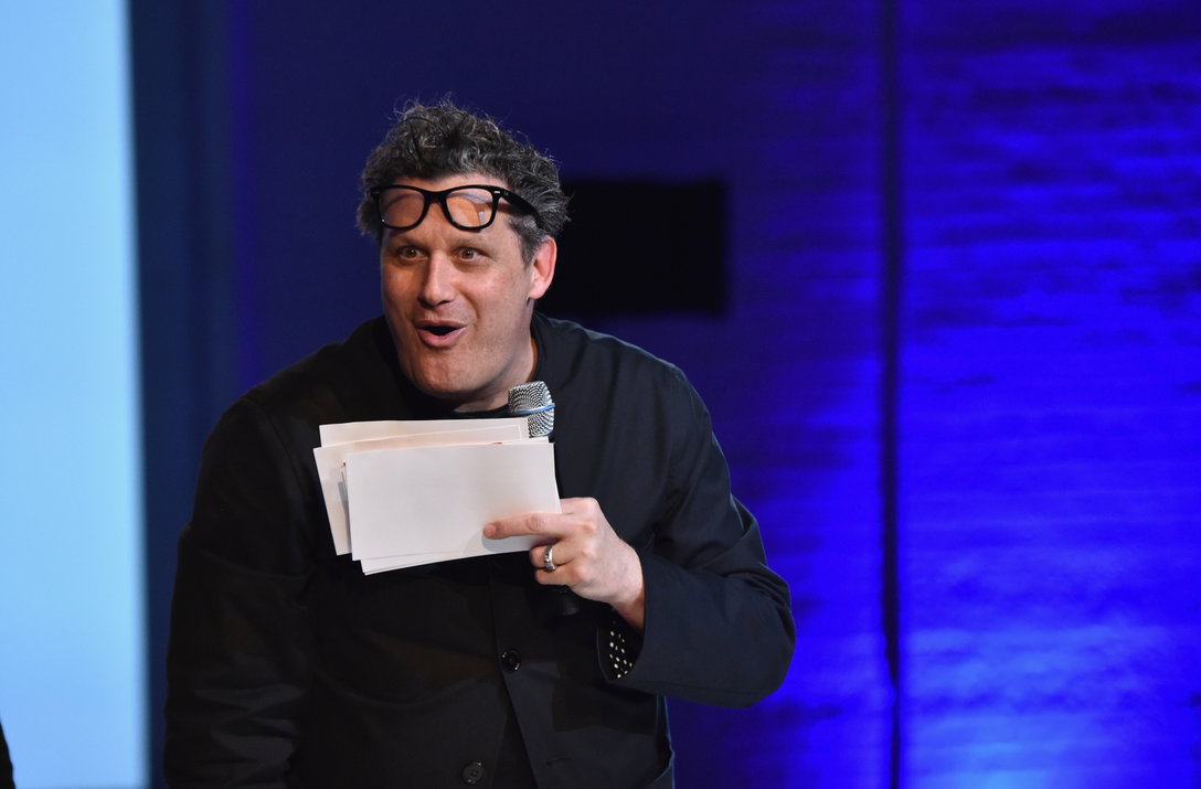 Isaac Mizrahi continues to steal the show